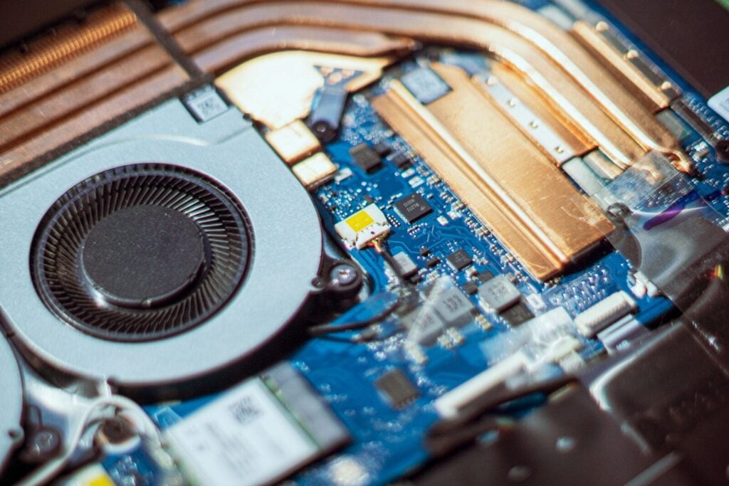 How to Fix Laptop Overheating - Cooling Your Tech - Hardware Secrets